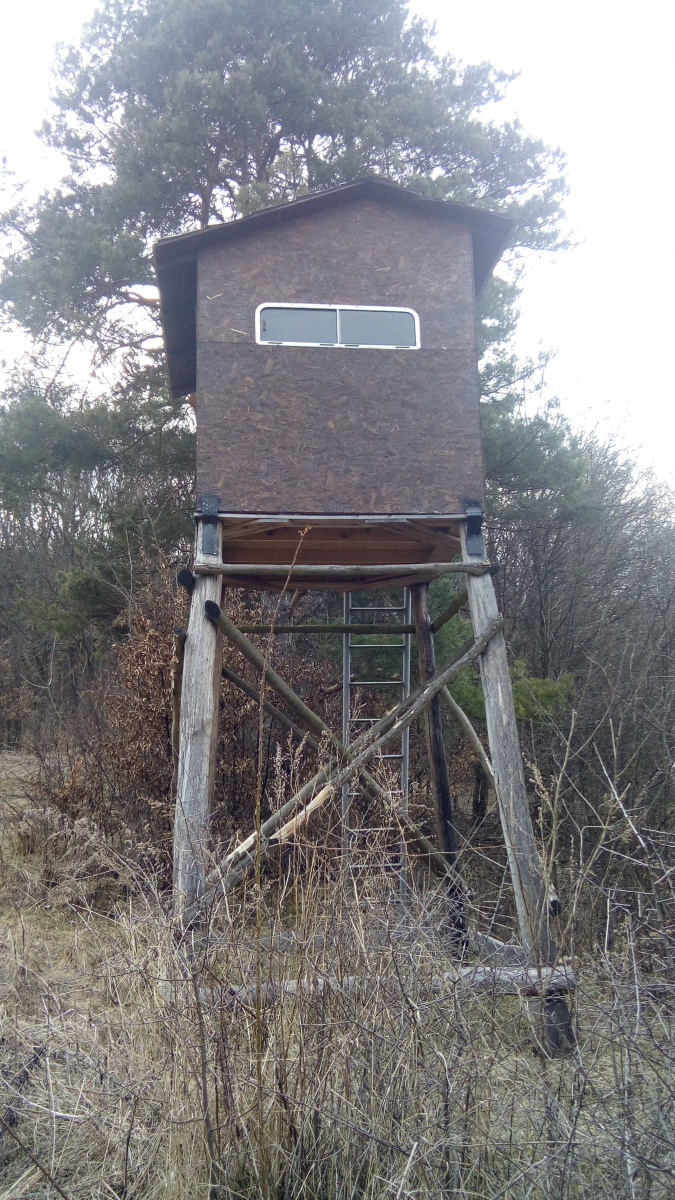 Poľovnícke zariadenia – Poľovnícke združenie Srnka