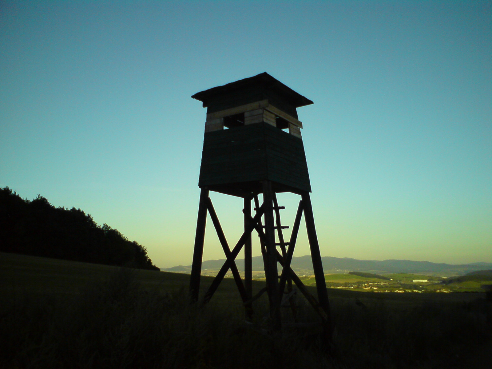 Poľovnícke zariadenia – Poľovnícke združenie Srnka